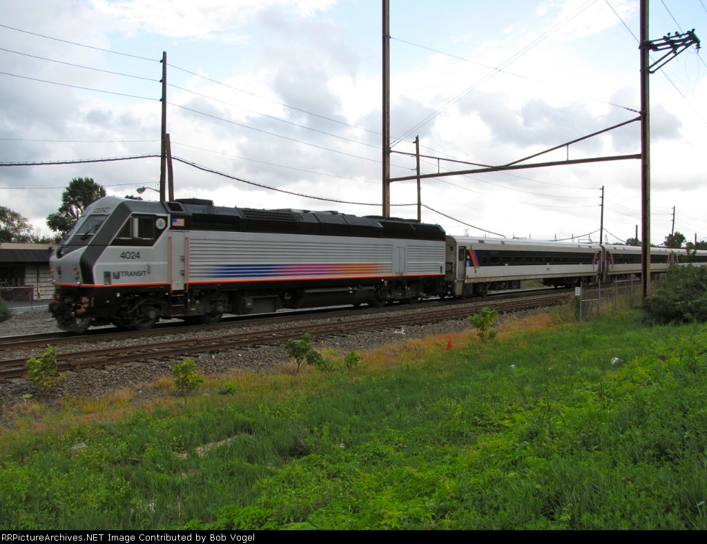 NJT 4024